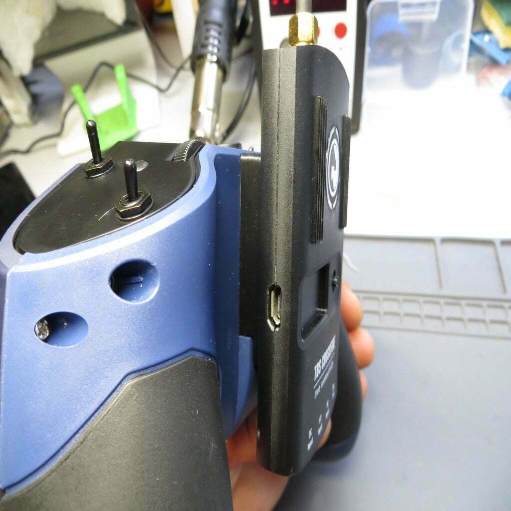 Free STL file low profil Tbs Tx on x-lite pro 🔧・3D print design to ...